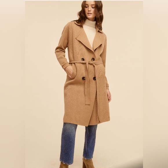Charlotte Avery | Sweaters | Beautiful And Just In Time For Fall ...